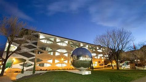 每周一校 澳洲八大之首：澳大利亚国立大学 哔哩哔哩