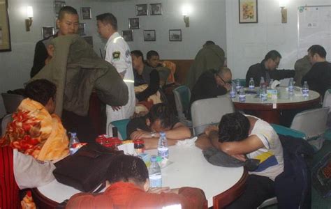 汕頭南澳一外籍擱淺船大風中遇險 24名中外船員棄船逃生獲救 每日頭條