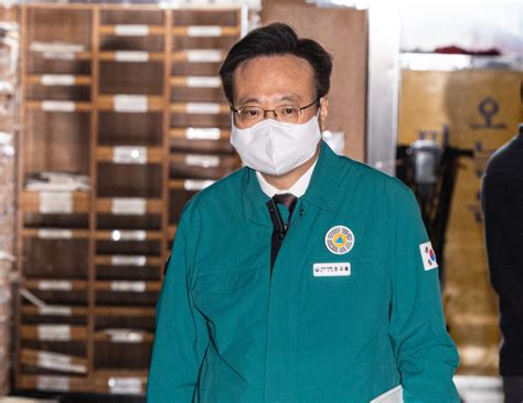 병원도 일상회복 속도코로나 병상 5800개→3900개 단계적 감축 서울경제