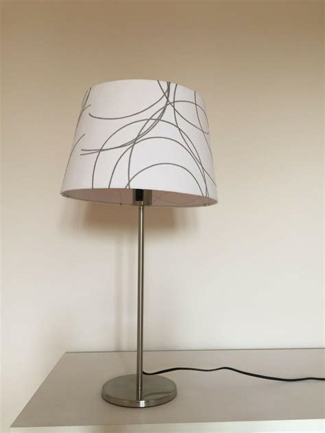 Lampada Da Tavolo Ikea Base Rodd