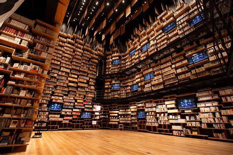 角川武蔵野ミュージアムが隈研吾建築で埼玉所沢に誕生 Discover Japan ディスカバージャパン