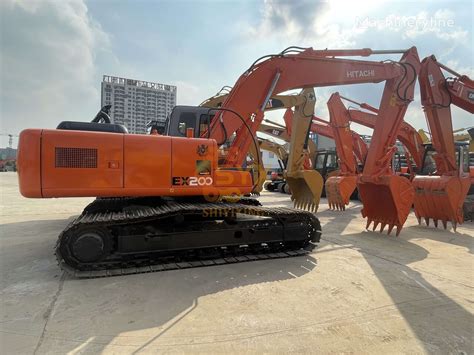 Hitachi Ex200 Tracked Excavator For Sale From China Shanghai Fb43962