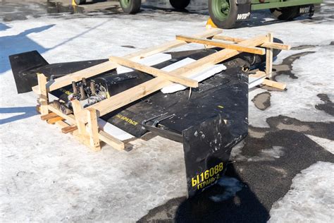 Оборонці передали Порошенку впольований на кордоні Сумщини «Шахед Читайте на Ukr Net