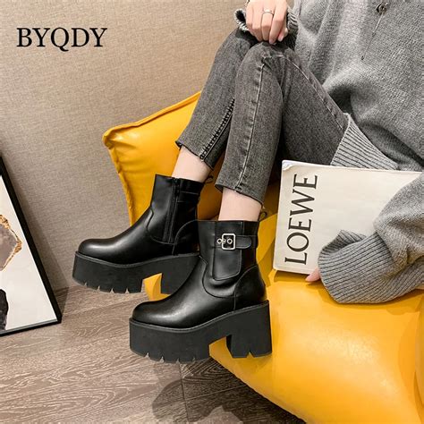 Byqdy 새로운 2021 고딕 플랫폼 여성 양말 부츠 패션 Chunky 사이드 지퍼 신발 여성 발 뒤꿈치 캐주얼 오토바이 부츠