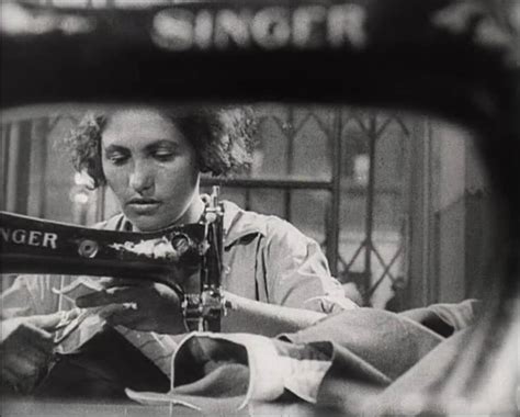 На Дону служба занятости помогла открыть собственное дело 700 гражданам ИА Красная Весна