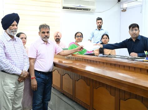 Patiala Akali Candidate Nk Sharma Filed Nomination पटियाला में अकाली