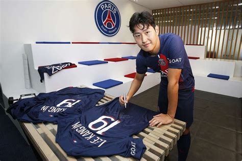 이강인 Psg 입단소년이여 ‘파리의 역사가 되어라