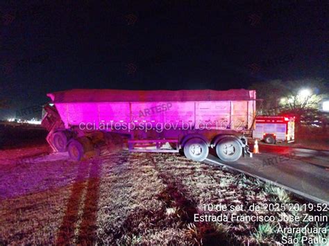 Após Acidente Bitrem Colide Em Viatura Dos Bombeiros E Tomba Na