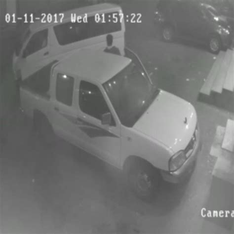 كاميرا توثق سرقة سيارة في جارودية القطيف تصدر عن صحيفة الخط