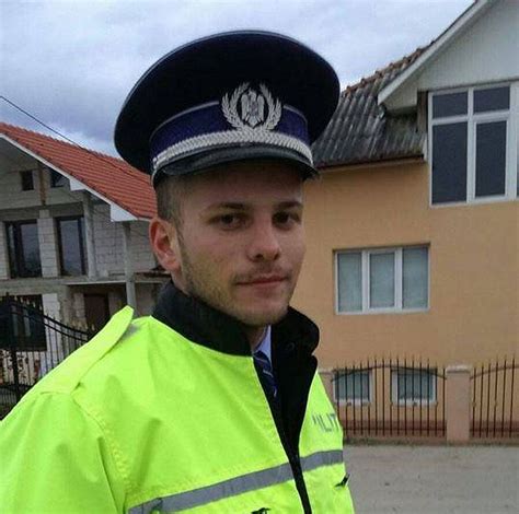 Elevul erou Un cursant al Școlii de Poliție din Cluj a salvat o femeie