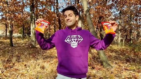 Кубети вървят с [от Светът на Ванката] Youtube