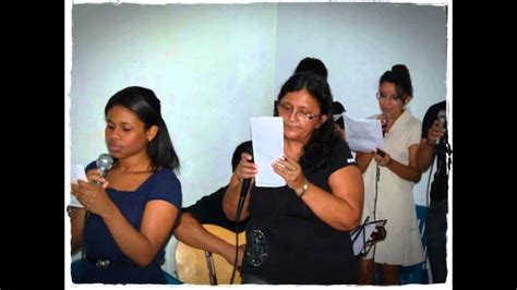 Equipe de Música Rainha da Paz Aleluia Alguém Do Povo Exclama