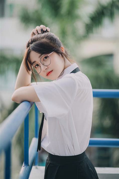 Hình ảnh Gái Xinh đeo Kính đáng Yêu Auto Cute Dễ Thương