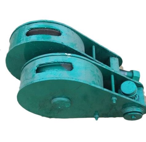 Green Mild Steel Lifting Hook For Industrial Size Capacity 5 Ton At