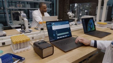 Apple เปดตว MacBook Pro M3 รนใหม เรวแรงขนสด พรอมสดำสเปซแบลคสดเท ราคาถกลง เรมตน