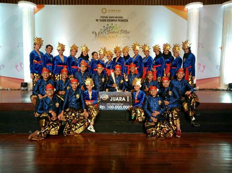 Psm Ugm Raih Juara Festival Folklor Nusantara 2018 Psm Ugm