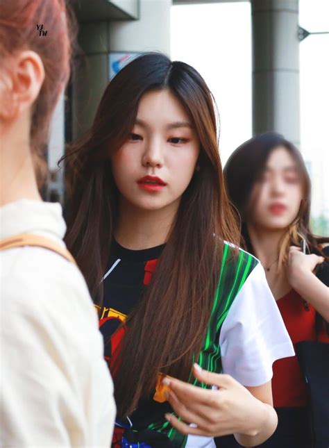 Pin By Multifan On Itzy Itzy Entertaiment Kpop