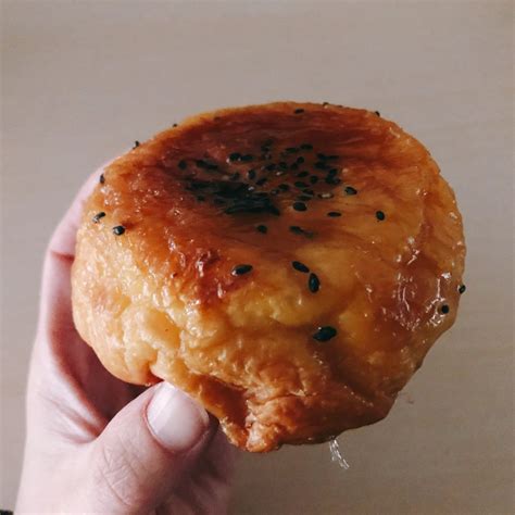 【中評価】ローソン お芋のクイニーアマン 紅天使カスタードクリームの感想・クチコミ・商品情報【もぐナビ】