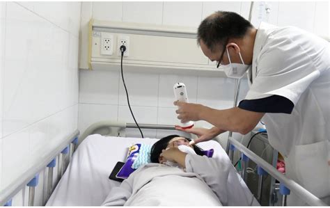 Cô gái chết sau tiêm filler nâng ngực Các cảnh báo của bác sĩ về tiêm filler Tuổi Trẻ Online