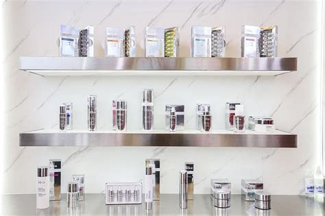 专访林荆：不止于“香”，颖通逆势增长背后的商业逻辑 C2cc传媒