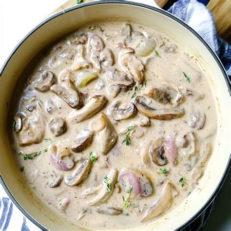 Creamy Chicken Livers With Mushrooms
