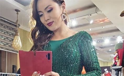 “Бкус” дэлгүүр бүх даашинзандаа онцгой хямдрал зарлалаа