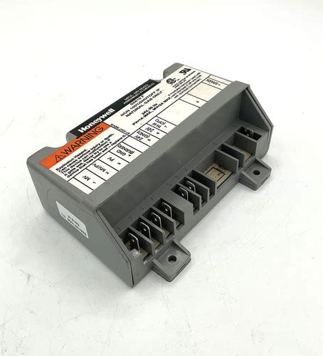 Honeywell S8610 F 97 4267 Rev B Ignition Control Board Socal