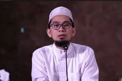 Kata Ustadz Adi Hidayat Lakukan 1 Amalan Khusus Wanita Ini Dijamin