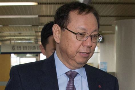 조성진 삼성전자 세탁기 파손 혐의 항소심 재판에 출석