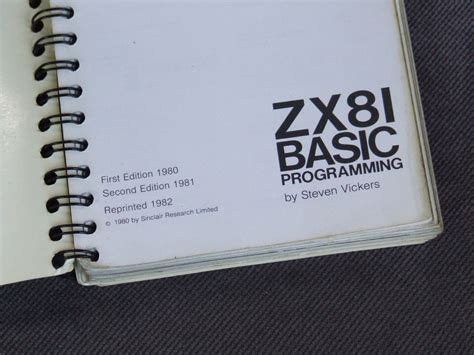 SINCLAIR ZX81 Basic Programming ORIGINAL RETKO Kupindo 61013097