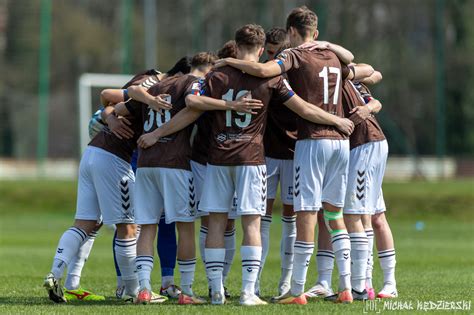 Derby z liderem RKS Garbarnia Kraków oficjalny serwis klubu