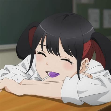 Просто аватарка из аниме эта фарфоровая кукла влюбилась