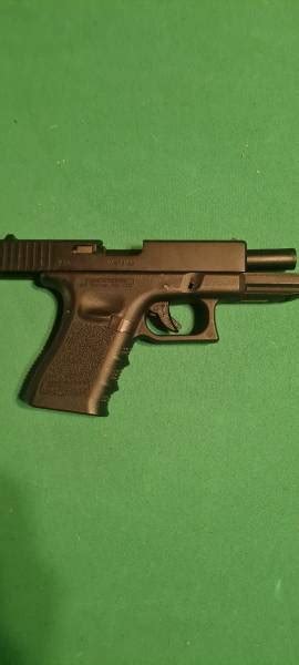 We Tech G19 Green Gas Blow Back Pistol Pistol In Great Condition