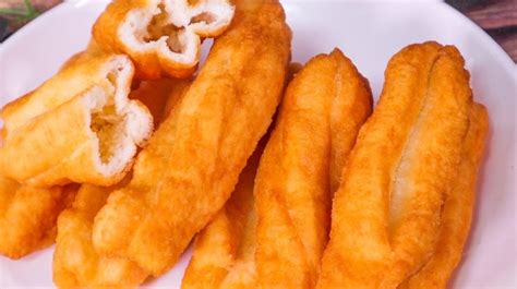 自制放心油条不用泡打粉和面个个蓬松酥脆好吃又健康 凤凰网视频 凤凰网
