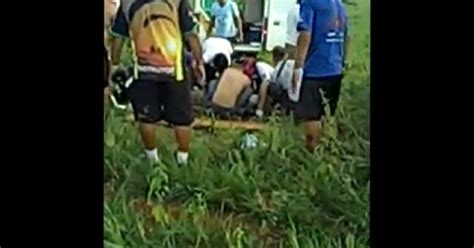 G1 Vídeo mostra resgate da vítima de queda de paramotor em Araçatuba