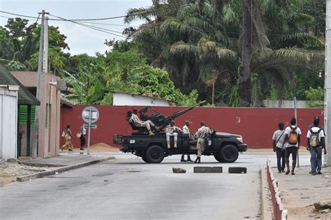 Ivory Coast Soldiers Mutiny Blockading A City The New York Times