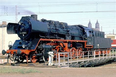 G.B. | 50 3708-0 im Bw Magdeburg 08.1990 Fotosammlung: Eisen… | Flickr