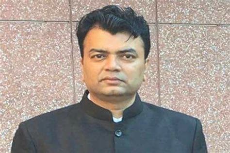 Ias दीपक आनंद के ठिकानों पर एसवीयू के छापे करोड़ों की संपत्ति के मिले सबूत