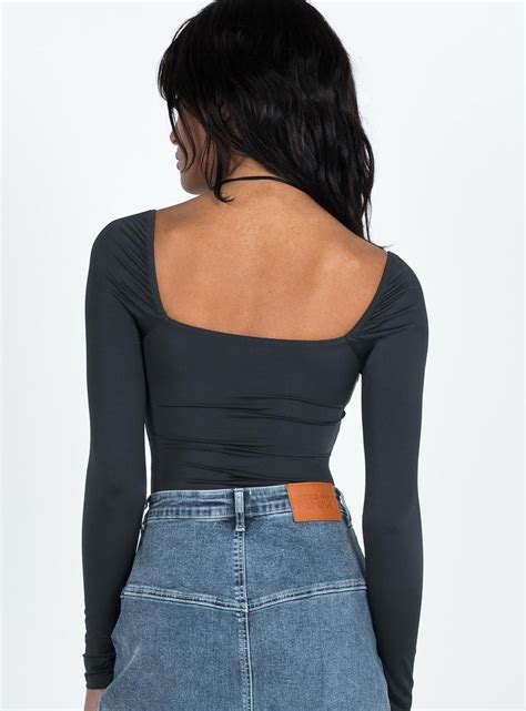 Calissa Long Sleeve Bodysuit Black Princess Polly Au