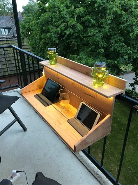 DIY Ideas For Balcony Bar Table That Are Easy And Inexpensive