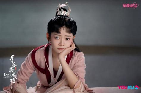 《星落凝成糖》陈星旭李兰迪演绎反差浪漫仙恋娱乐频道中华网