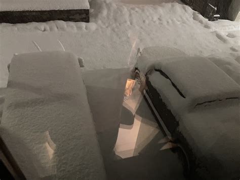 のどみおマン On Twitter めっちゃ雪が降ってきた かなりの勢いで降ってる。やめて