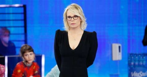 Maria De Filippi Senza Parole Davanti Alla Cuccarini Il Gesto Hot