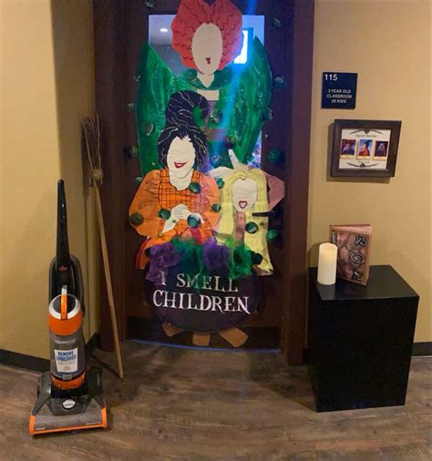 Hocus Pocus Door Halloween Crafts Preschool Halloween Ghost