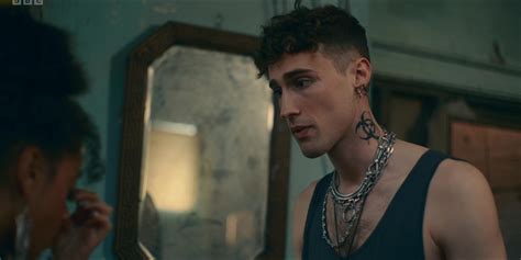 Auscaps Sam Howard Sneyd Shirtless In Domino Day 1 03 Episode 1 3