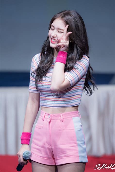 Pin On Jeon Somi