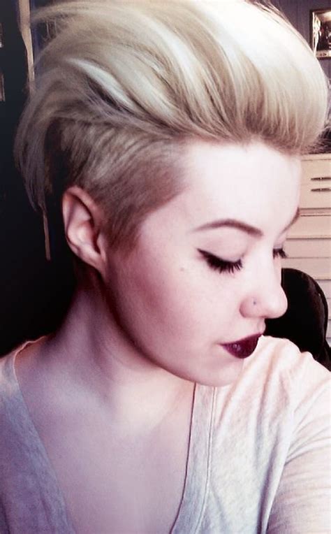 35 Beautiful Short Wavy Hairstyles For Women The Wow Style