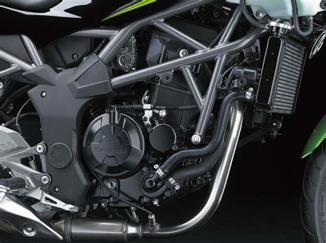 Z SL ABS AGGRESSIVE Z SUPERNAKED STYLING