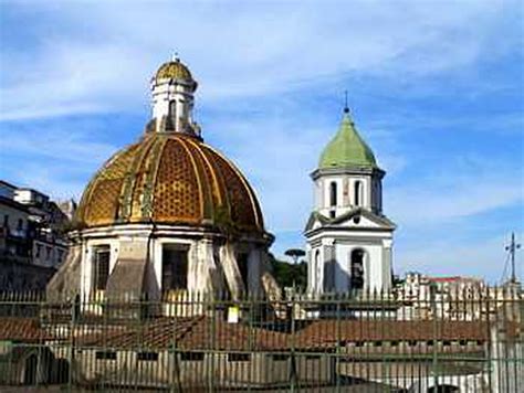 Liste des églises de la ville de Naples Définition et Explications