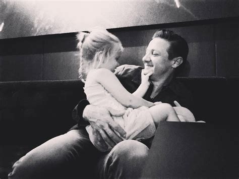 Jeremy Renner Daughter Ava 10 Judge Uclas Annual Spring Sing